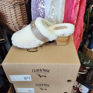 CLOUD NINE SHEEPSKIN | Shoes | Cloudnine Sheepskin Clogs For Woman ...